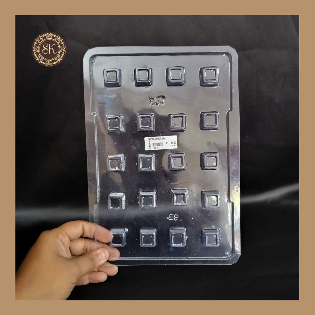 Plastic chocolate mould | Square Shape Chocolate Mould | Chocolate Pla ...